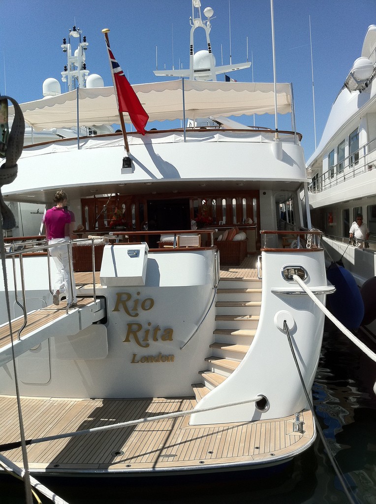 Yacht RIO RITA, Feadship | CHARTERWORLD Luxury Superyacht Charters